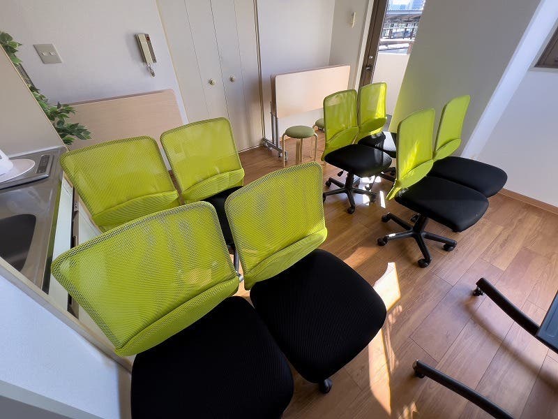 ⭐多摩センター駅1分！地域最短！14名利用可！⭐55型モニタ/光回線/WiFi/FireTV/施術台全無料！の写真8