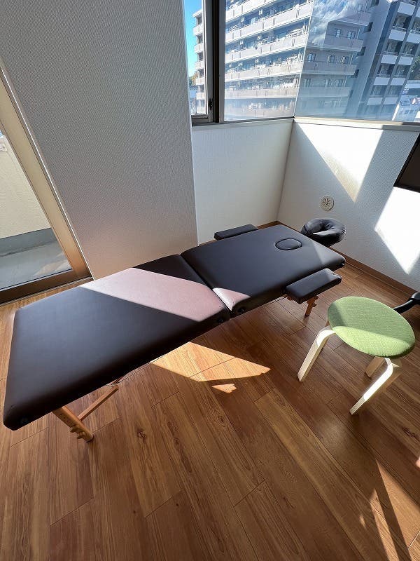 ⭐多摩センター駅1分！地域最短！14名利用可！⭐55型モニタ/光回線/WiFi/FireTV/施術台全無料！の写真10