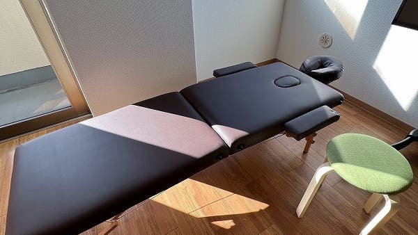 ⭐多摩センター駅1分!地域最短!14名利用可!⭐55型モニタ/光回線/WiFi/FireTV/施術台全無料!の写真10