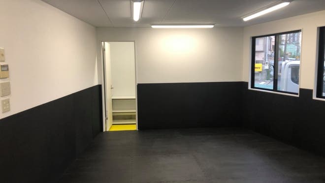 ヨガ・柔術・格闘技・ダンスの練習に最適。飲食持ち込み可能なのでパーティー、ママ会もOKの写真8