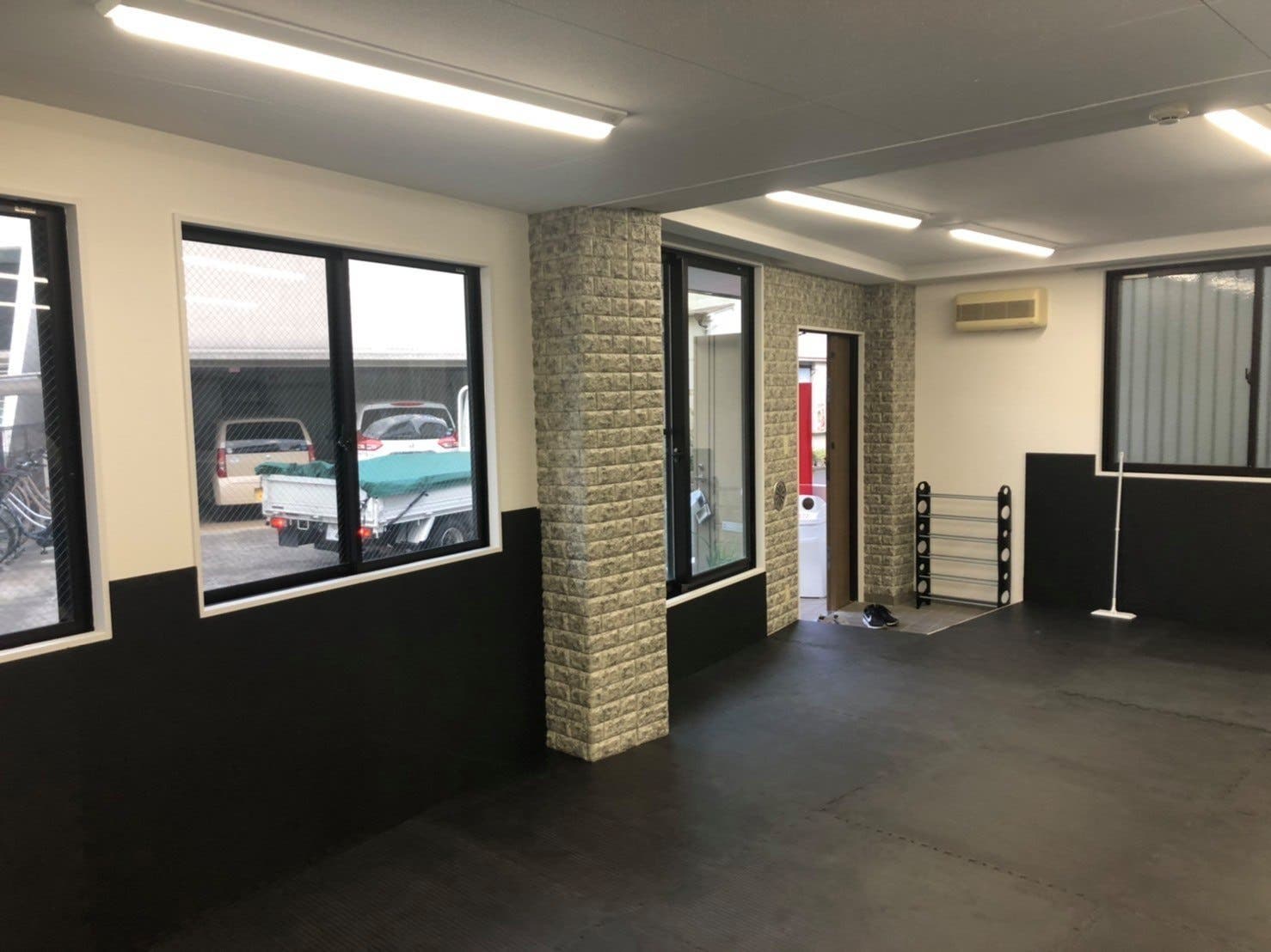 ヨガ・柔術・格闘技・ダンスの練習に最適。飲食持ち込み可能なのでパーティー、ママ会もOKの写真9