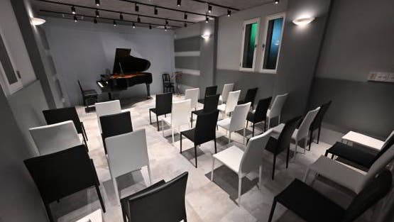 JR恵比寿駅から5分、恵比寿ガーデンプレイスから1分の音楽スタジオ。の写真1