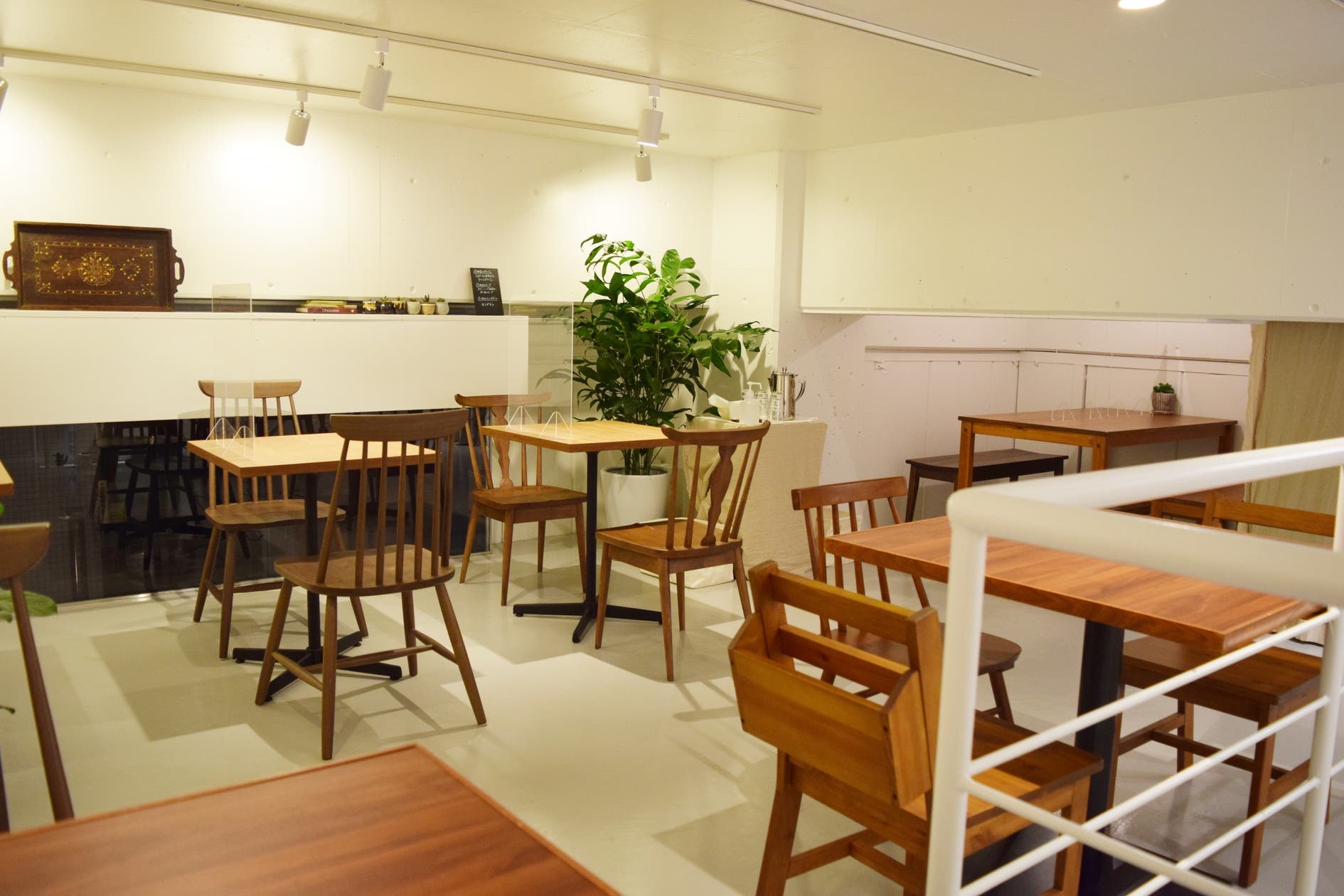 【本町駅徒歩3分！】1階・中2階を丸ごと貸出。展示会、ギャラリー、POP UP、セミナーなどの写真14