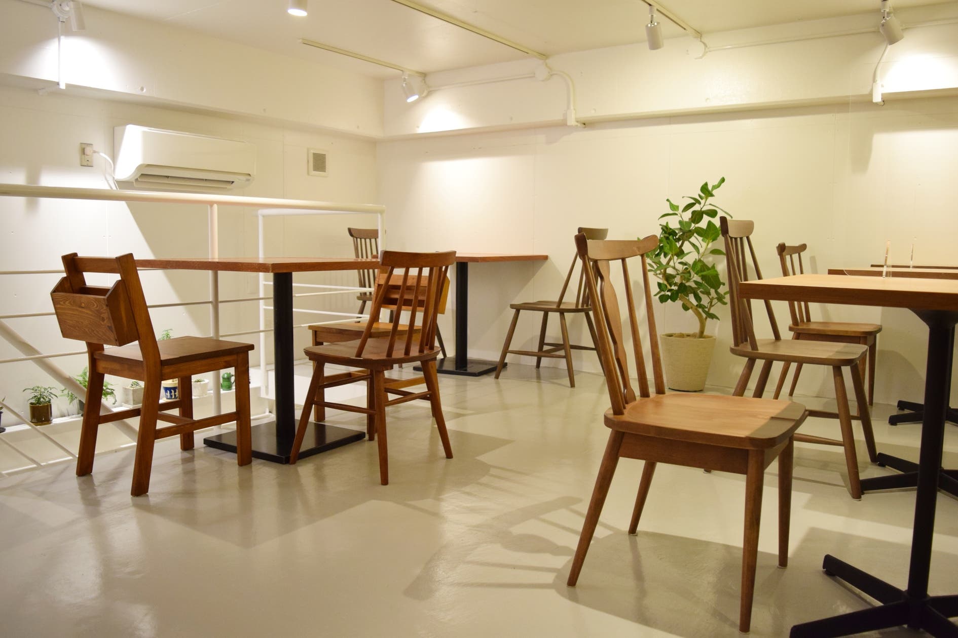 【本町駅徒歩3分！】1階・中2階を丸ごと貸出。展示会、ギャラリー、POP UP、セミナーなどの写真15