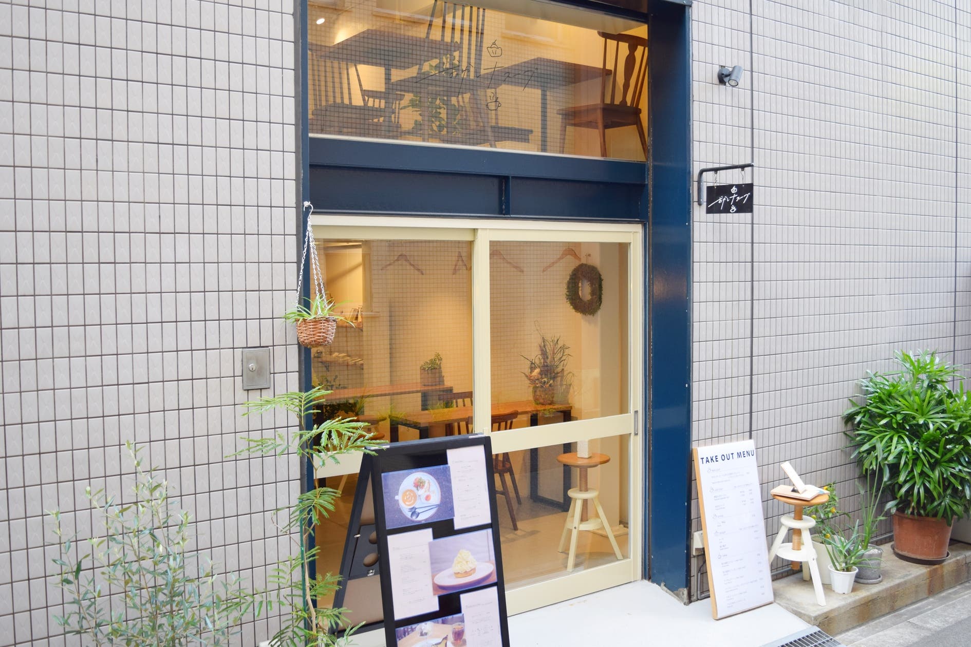 【本町駅徒歩3分！】1階・中2階を丸ごと貸出。展示会、ギャラリー、POP UP、セミナーなどの写真3