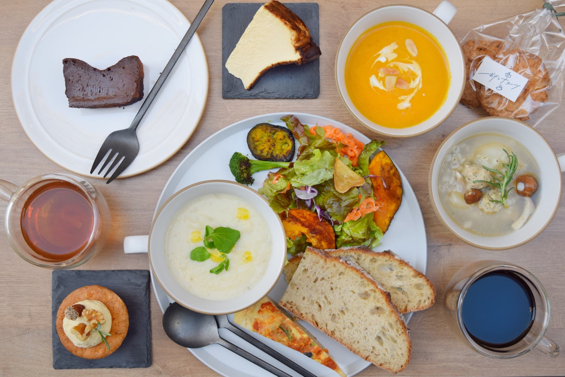 【本町駅徒歩3分！】1階・中2階を丸ごと貸出。展示会、ギャラリー、POP UP、セミナーなどの写真20