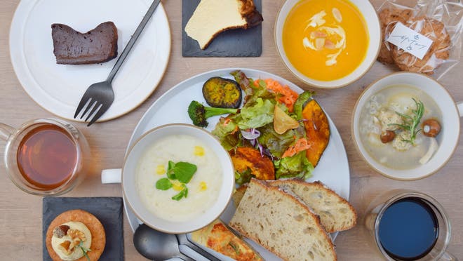 【本町駅徒歩3分!】1階・中2階を丸ごと貸出。展示会、ギャラリー、POP UP、セミナーなどの写真20