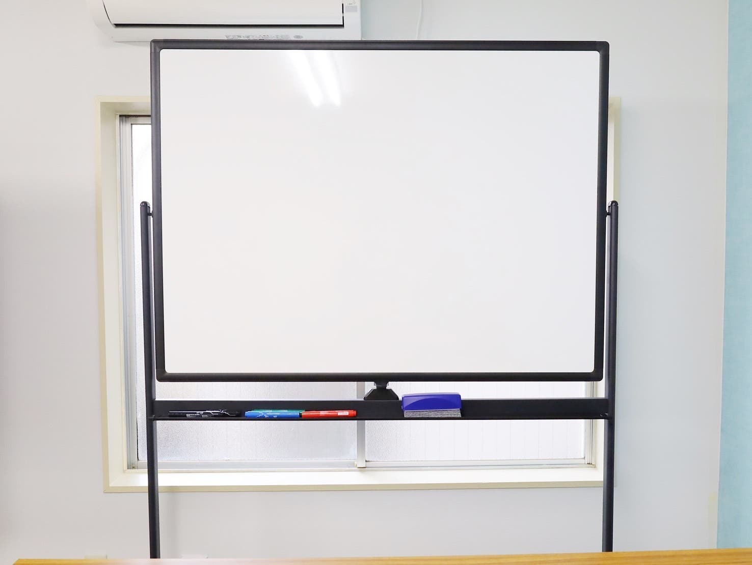 恵比寿駅徒歩2分/最大20名/光回線無料Wifi/会議室/テレワーク/ボードゲーム【静か・明るい・綺麗】の写真9