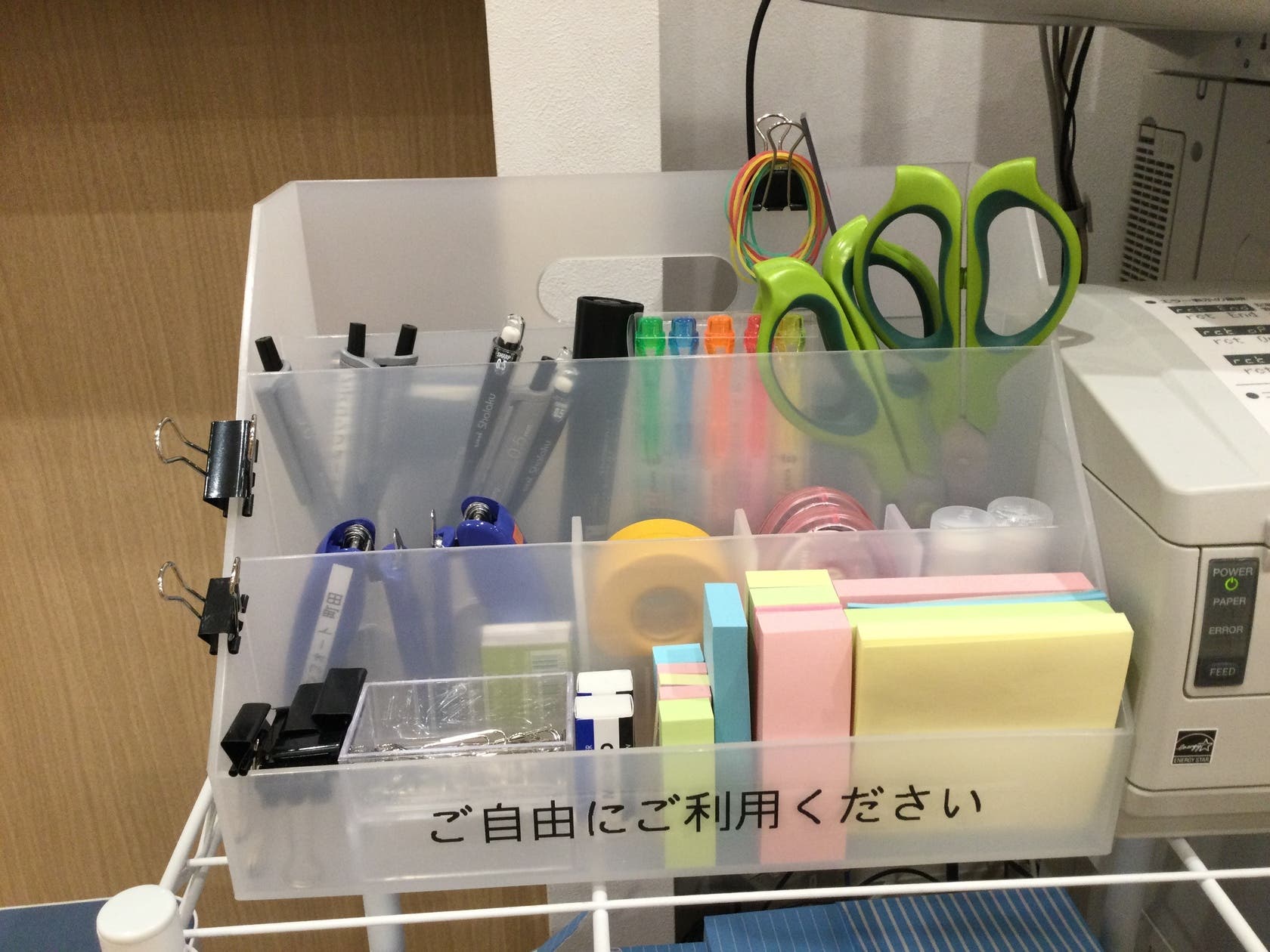 【BIZcomfort町田】小田急町田駅徒歩4分！8名用会議室＃Wi-Fi＃モニター#フリードリンク＃付き。受付スタッフ在籍の写真7