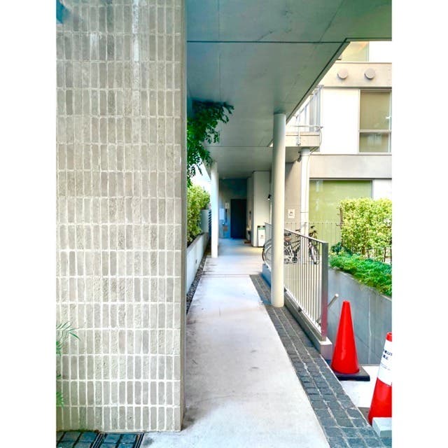 【大森駅北口徒歩1分】BIZcomfort大森山王　6名用会議室/完全個室/Wi-Fi完備/フリードリンク/ホワイトボードの写真5