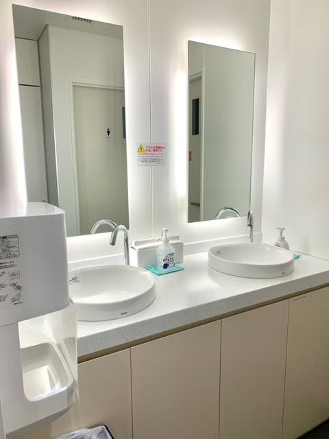 【大森駅北口徒歩1分】BIZcomfort大森山王　6名用会議室/完全個室/Wi-Fi完備/フリードリンク/ホワイトボードの写真10