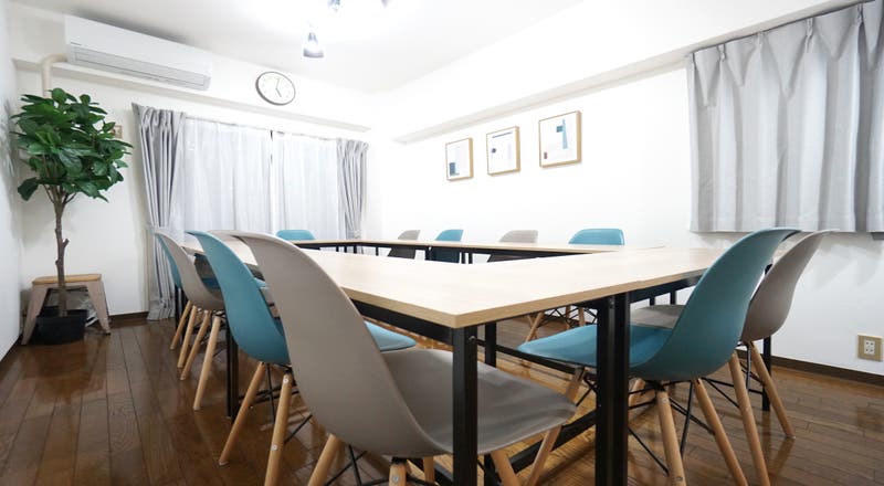【マイスぺ２４芦屋スペース】NEW貸会議室14名可★JR芦屋駅徒歩3分★WiFi・プロジェクター無料★WEB面談・ZOOM会議