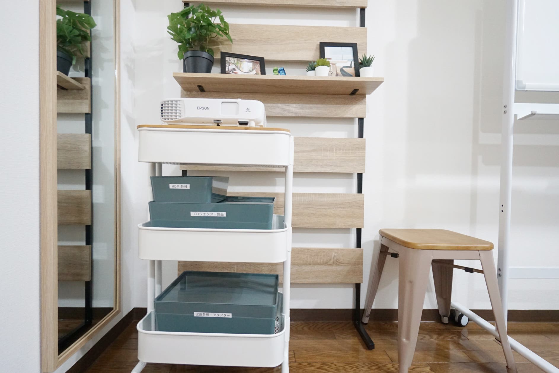 【マイスぺ２４芦屋スペース】NEW貸会議室14名可★JR芦屋駅徒歩3分★WiFi・プロジェクター無料★WEB面談・ZOOM会議の写真11