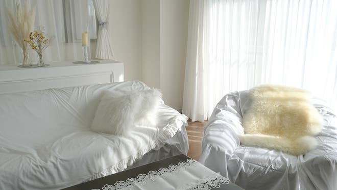 【ユニスタジオ 三ノ輪】自然光/白基調/格安撮影スタジオ/3部屋貸切/メイクルーム/無料機材/各種アイテムの写真2