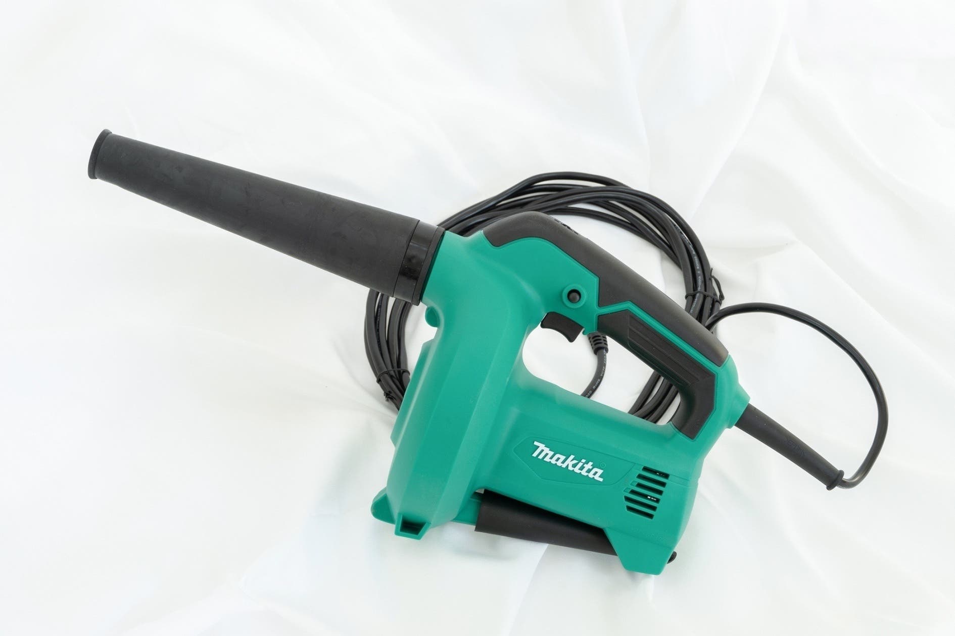 【ユニスタジオ　三ノ輪】自然光/白基調/格安撮影スタジオ/3部屋貸切/メイクルーム/無料機材/各種アイテムの写真23