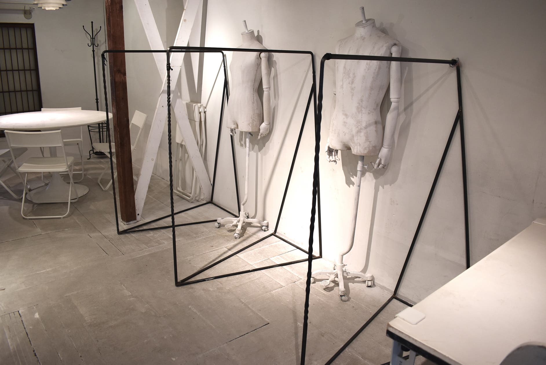 《中目黒駅徒歩1分》築70年の古民家をモダンにリノベーションしたギャラリー。撮影、展示会、pop up、アート作品展などに！の写真9