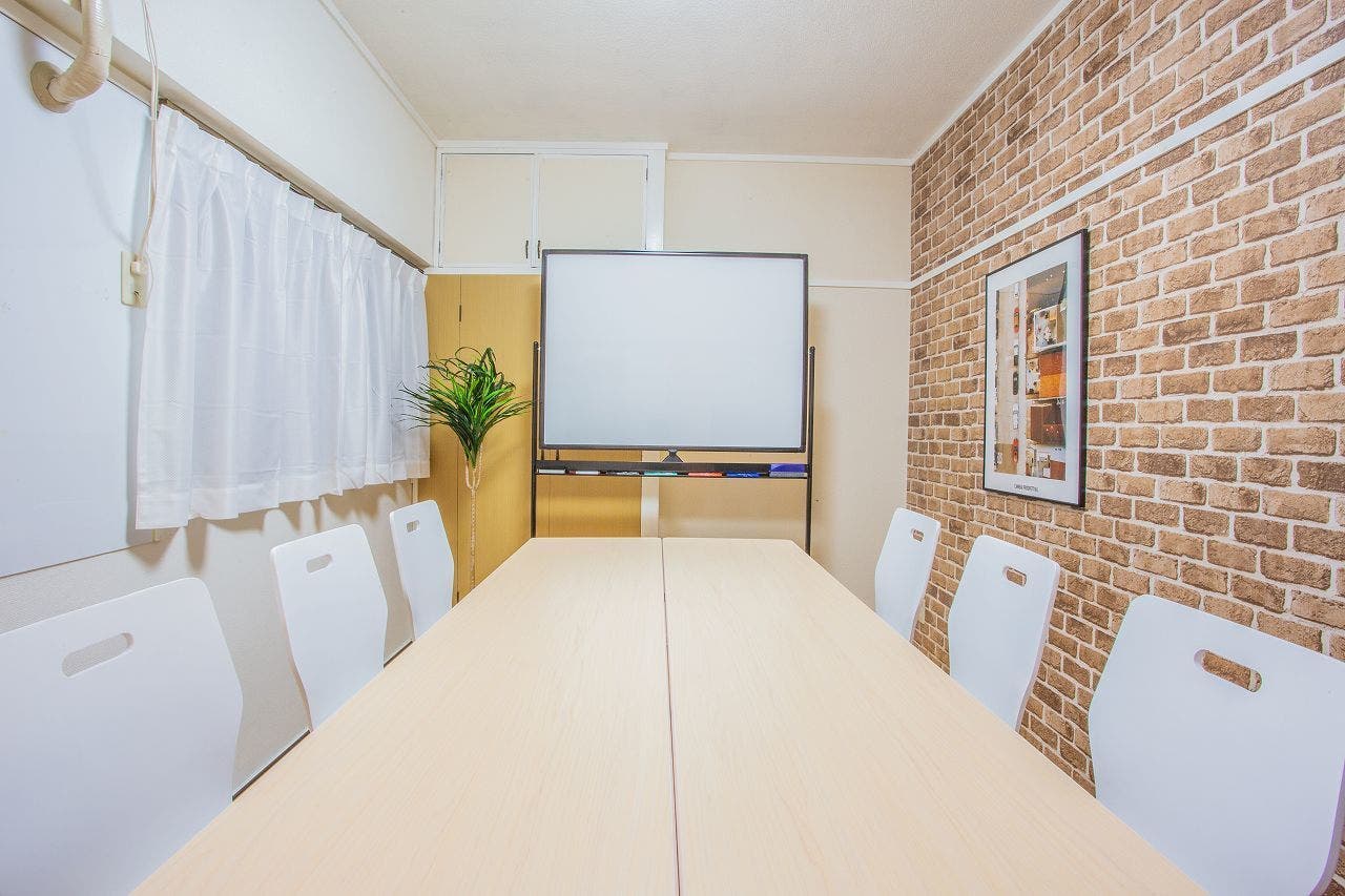 【ブックマークキャンペーン実施中！１時間ワンコイン】WiFi・モニター・ホワイトボード・スピーカー無料！ふれあい貸し会議室 栄Dの写真2