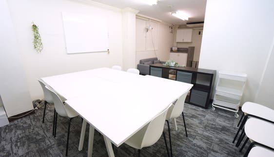 <人形町ミーティングスペース>24時間営業!16名収容/高速Wi-Fi/プロジェクタあり!会議/商談/打ち合わせ/撮影の写真1