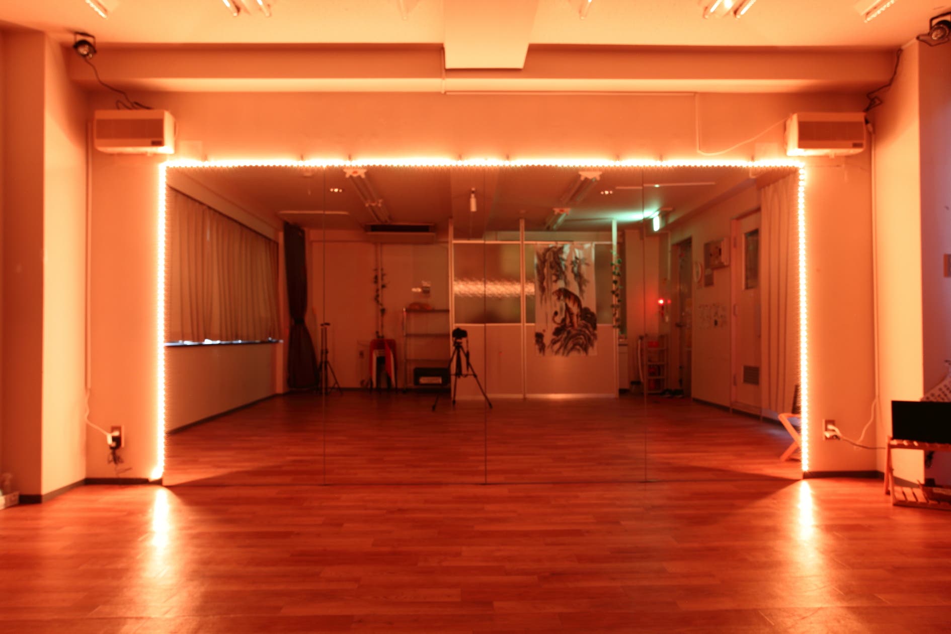 レンタルスタジオDAYS 与野店３階♪ ダンス・ヨガ・演技練習・武道などに！暗幕、充実の照明器具でダンスに没入できます☆の写真29