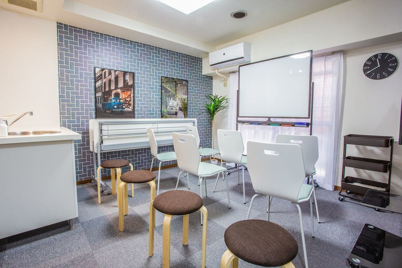 【ブックマークキャンペーン中！１時間ワンコイン】WiFi・モニター・ホワイトボード・スピーカー無料！ふれあい貸し会議室 伏見Aの写真8