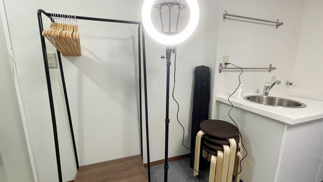 【ブックマークキャンペーン中!1時間ワンコイン】WiFi・モニター・ホワイトボード・スピーカー無料!ふれあい貸し会議室 伏見Aの写真13