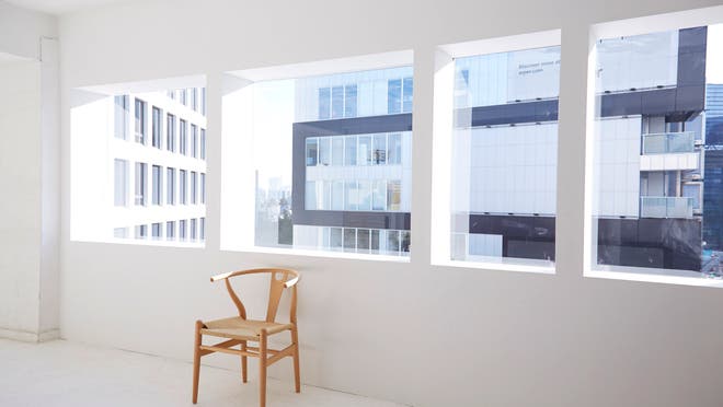 【 外苑前駅 徒歩1分 ! 】自然光あふれるシンプルモダンなスペース FIVE STUDIOの写真2