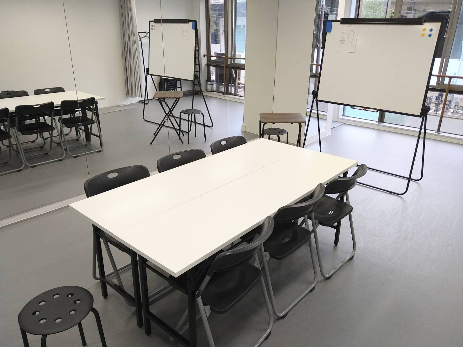 【元町駅30秒！】🎉最大22％OFF🎉大型鏡とリノリウム床🪞長時間割でお得に✨24ｈダンス/ヨガ💃広々36㎡🤸‍♀️の写真26