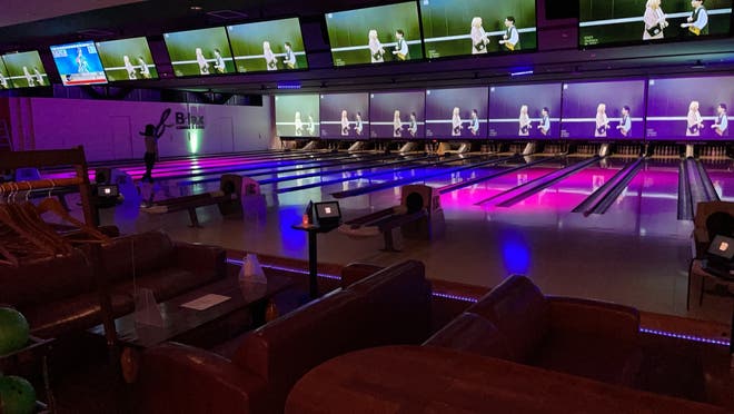 【大阪|門真】『ボウリング場で撮影・イベント』ボウリングができるアミューズメントバー/無料駐車場/wifi環境完備/駅近5分の写真2