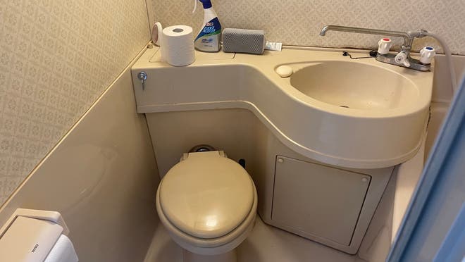 隠れ家🌈調理可能🐶55incTV📱宅飲み会🍺横浜駅西口徒歩🚶♂️5分|🌞バルコニー付きの写真9