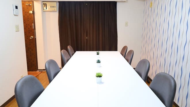 【FRIENDS新宿】新宿駅徒歩1分!会議、撮影、ボードゲーム、などで利用可能!WIFI、プロジェクター等無料!光回線の写真5