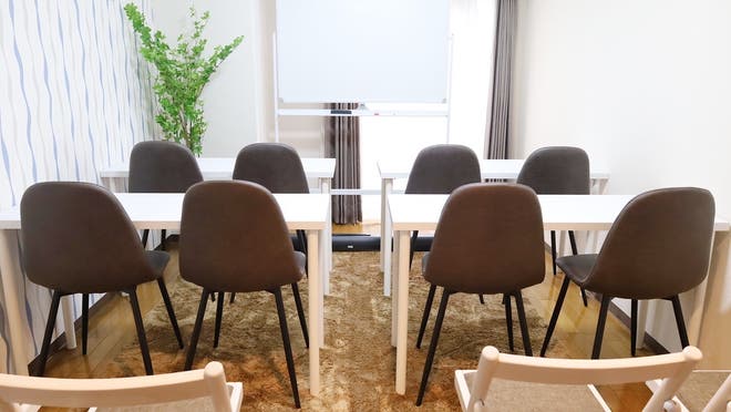 【FRIENDS新宿】新宿駅徒歩1分!会議、撮影、ボードゲーム、などで利用可能!WIFI、プロジェクター等無料!光回線の写真8