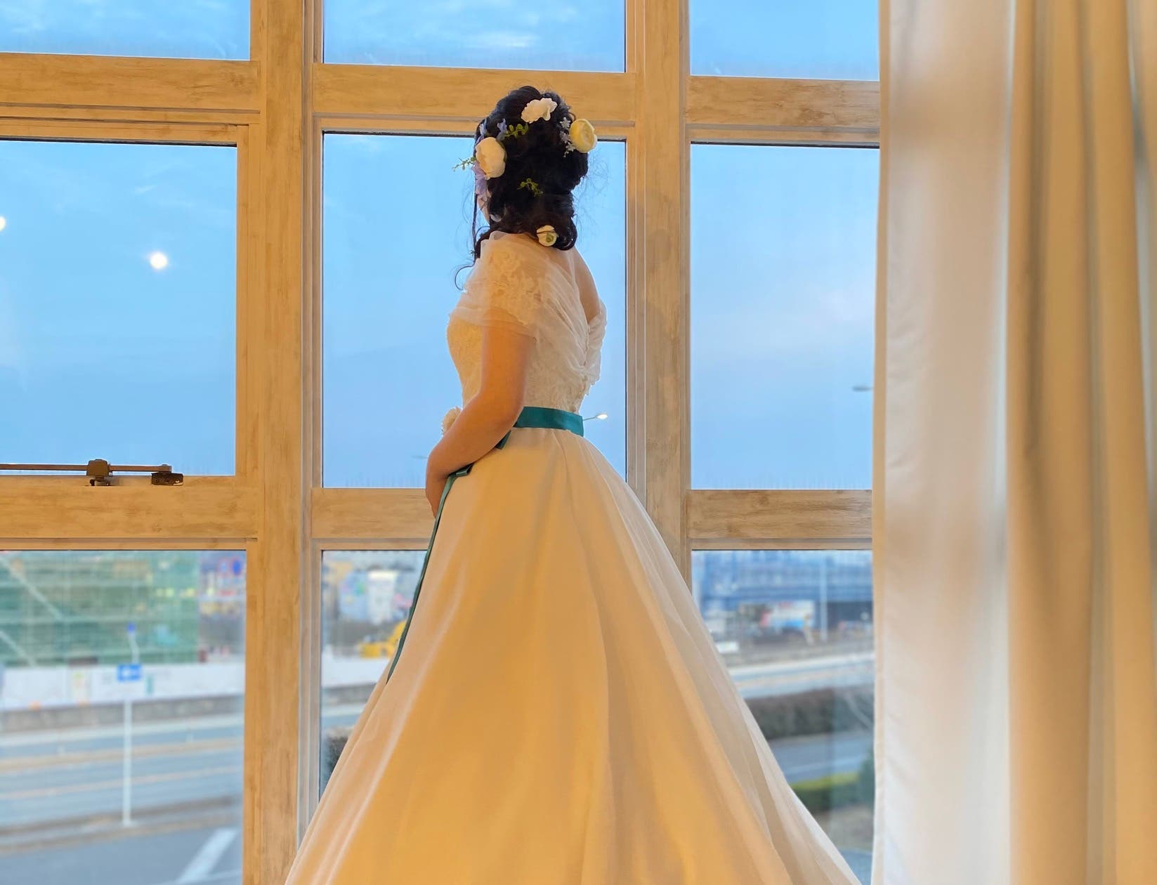 撮影場所に最適！！北摂・箕面のレンタルフォトブース。東側・南側から入る自然光で午後からも撮影OK!!　wifi完備。の写真5