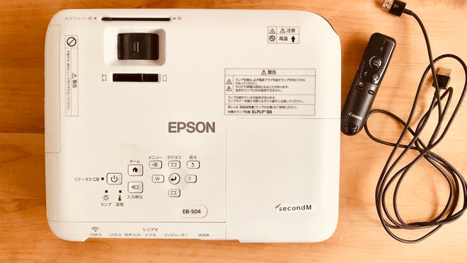 撮影場所に最適!!北摂・箕面のレンタルフォトブース。東側・南側から入る自然光で午後からも撮影OK!! wifi完備。の写真16