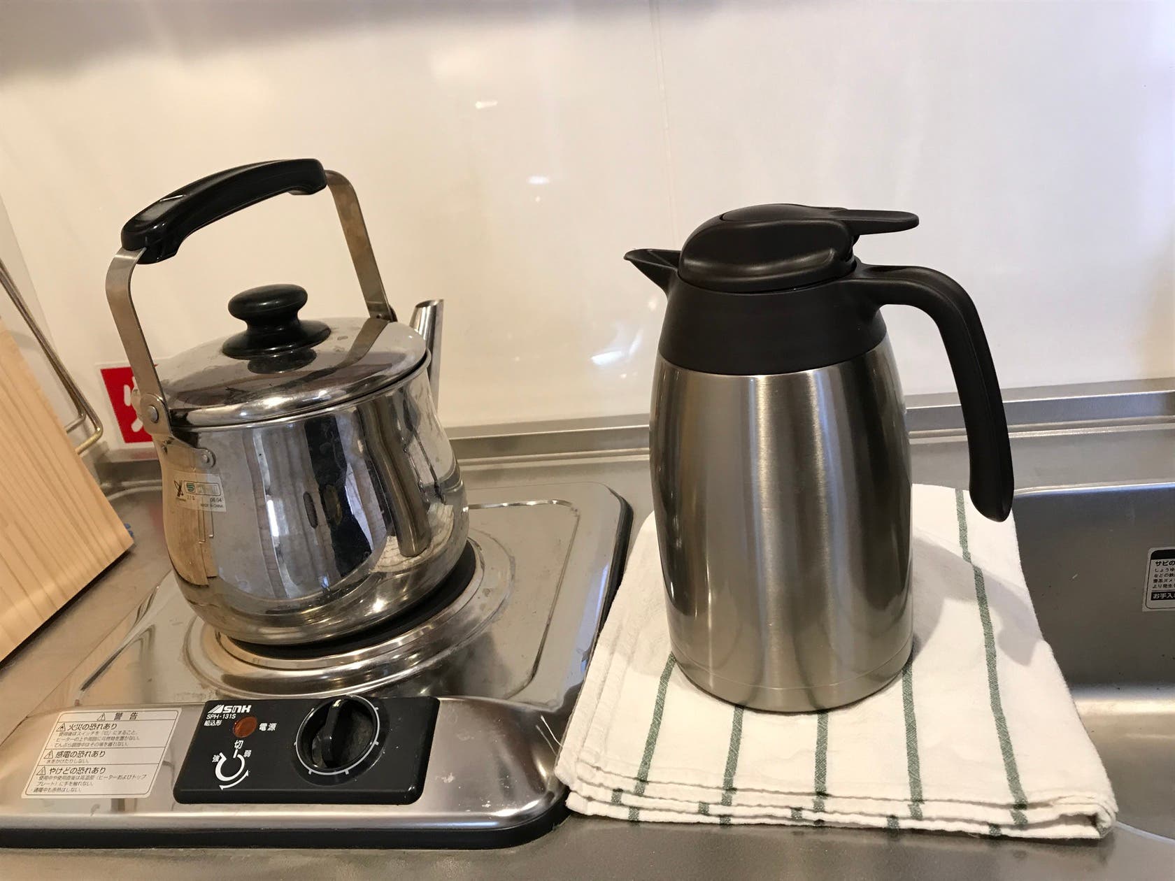 撮影場所に最適！！北摂・箕面のレンタルフォトブース。東側・南側から入る自然光で午後からも撮影OK!!　wifi完備。の写真17