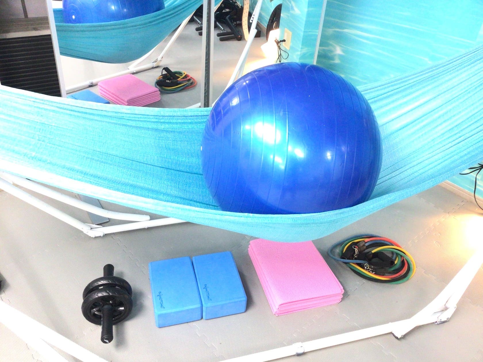 【品川区 JR大井町駅徒歩3分】完全個室プライベートジム ・レンタルジム 都内駅近 低価格 設備充実 海をモチーフの写真8