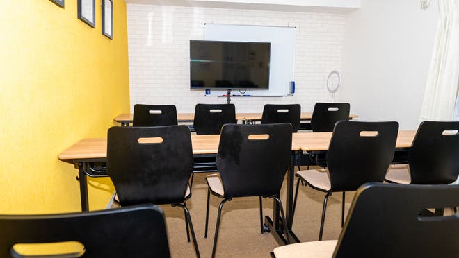 完全個室・Wi-Fiあり【岡山駅徒歩3分】きれいなスペースで快適なテレワーク・会議ができる!の写真6