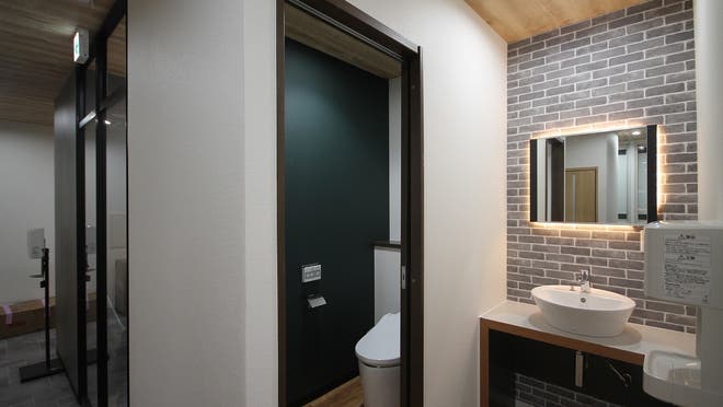 ■A:WEB会議ブース■【WEB会議】【オンライン商談】に最適!設備の整った専用個室です!の写真6