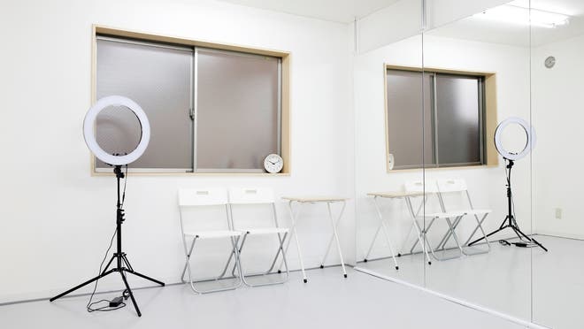 【阿佐ヶ谷】お芝居の稽古・ダンスができる/2.0m x 3.2mの大型鏡 レンタルスタジオ阿佐ヶ谷リノの写真3