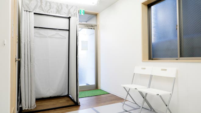 【阿佐ヶ谷】お芝居の稽古・ダンスができる/2.0m x 3.2mの大型鏡 レンタルスタジオ阿佐ヶ谷リノの写真6