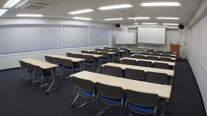 ワイム貸会議室高田馬場 Room 4C 74㎡の貸会議室ですの写真1