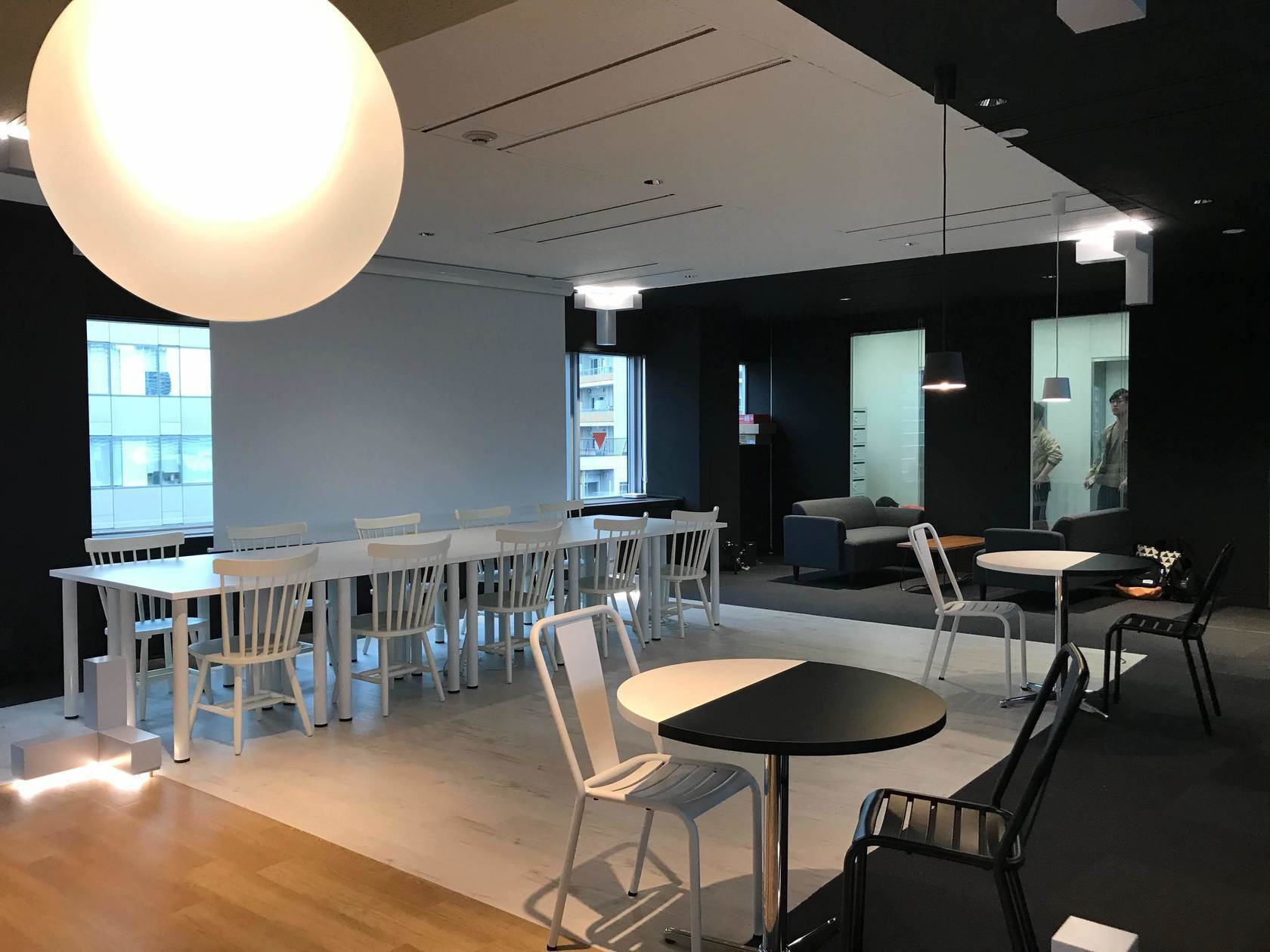 京急電鉄による運営！成長支援も受けられ、事業共創を加速させる施設です。の写真16