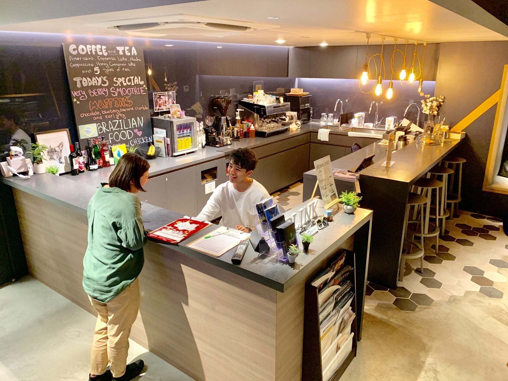 《六本木ヒルズすぐ》3名個室オフィス◆コワーキングスペース◆Wi-fi・電源・ホワイトボード・完全個室　テレワークに最適の写真7