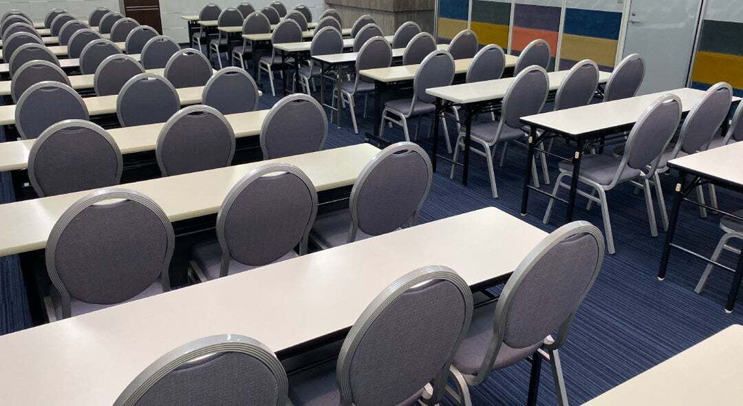 【コンファレンス東京】Conference AB(スクールスタイル最大60名)新宿駅近でコスパ◎！の写真2