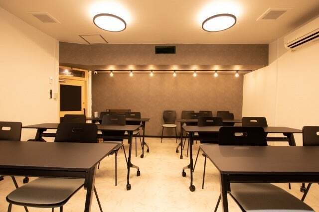 京橋駅3分、東京駅8分の非常に便利な立地です。 2022年1月にリニューアル。 なお、本会議室の土足でのご利用はご遠慮ください。の写真9