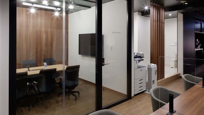 シェアスペースGAKUYAミーティングルーム / 6名まで利用可能 / 光回線 / 電子ホワイトボード利用可!の写真8