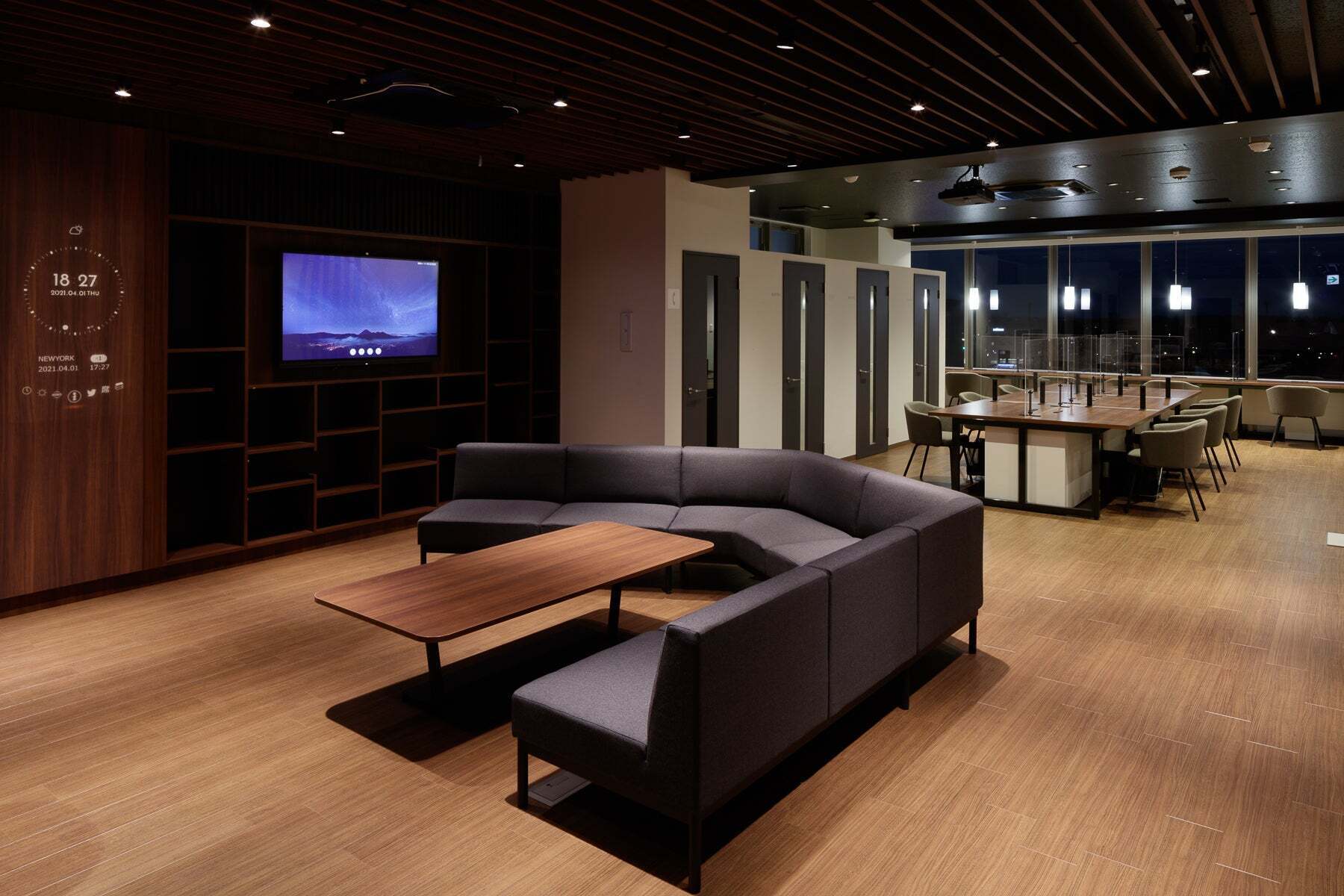 シェアスペースGAKUYAミーティングルーム / 6名まで利用可能 / 光回線 / 電子ホワイトボード利用可！の写真14