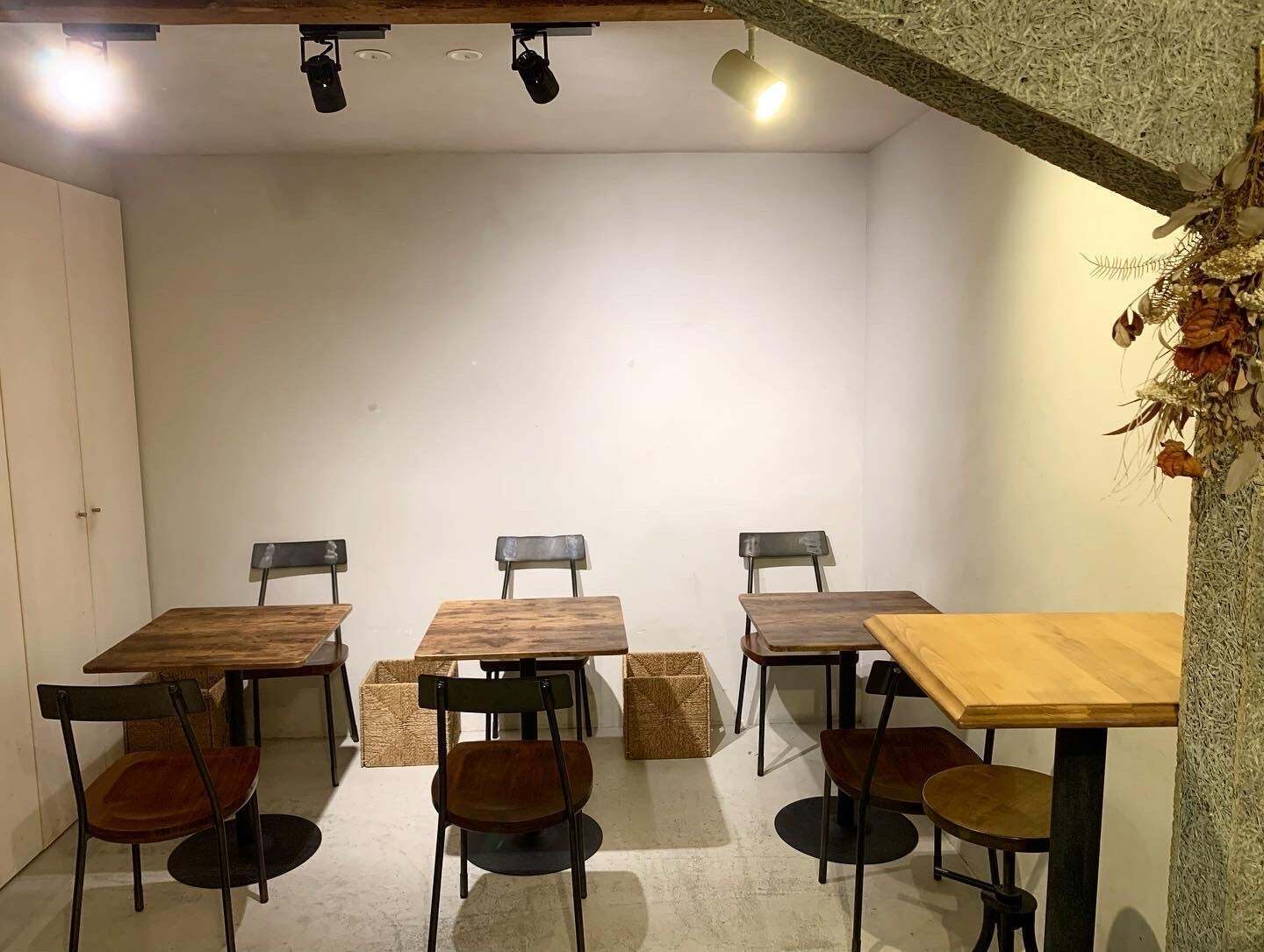 【鎌倉駅徒歩1分】スタイリッシュなカフェ空間でソロワーク・作業・勉強●Wifi・持ち込み自由●の写真9