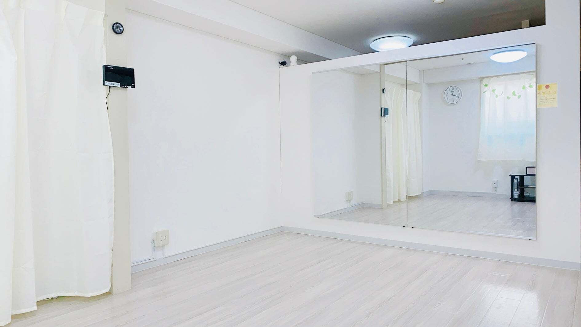 《会議室Bee》長堀橋90秒！高速Wi-Fi、6人までの会議や研修、面接、作業、リモートワークなどに！の写真11