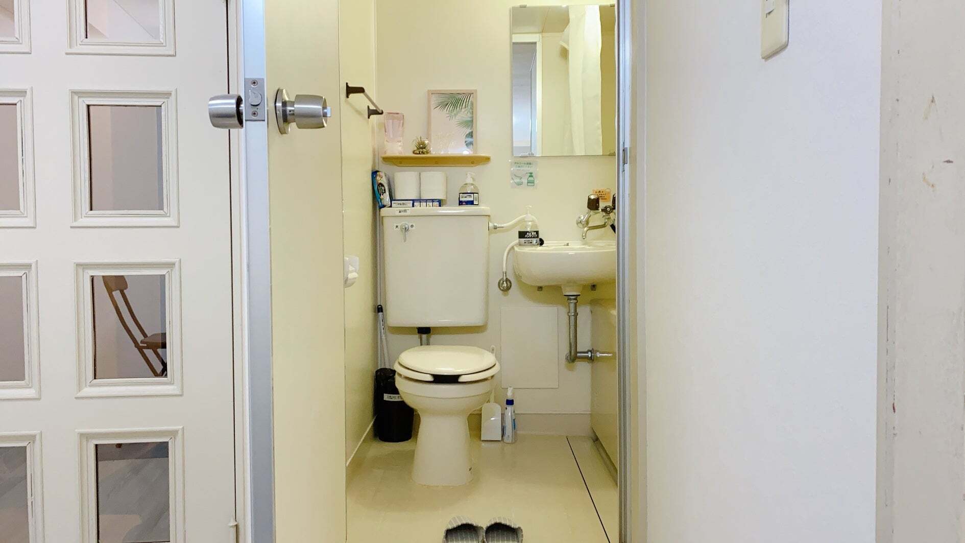 《会議室Bee》長堀橋90秒！高速Wi-Fi、6人までの会議や研修、面接、作業、リモートワークなどに！の写真15