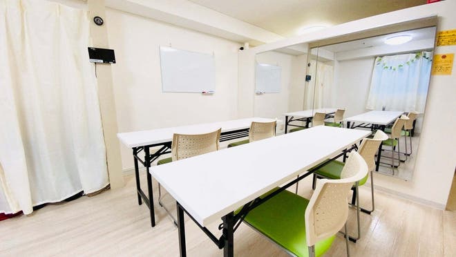 《会議室Bee》長堀橋90秒!高速Wi-Fi、6人までの会議や研修、面接、作業、リモートワークなどに!の写真18